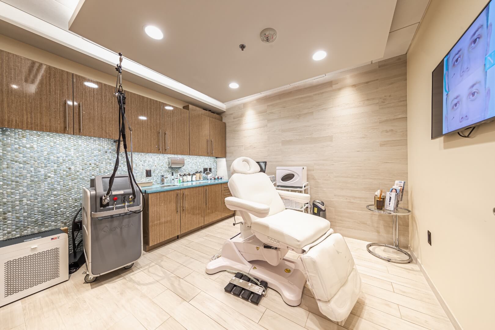 Naderi Center for Plastic Surgery & Dermatology | Liberty Construction