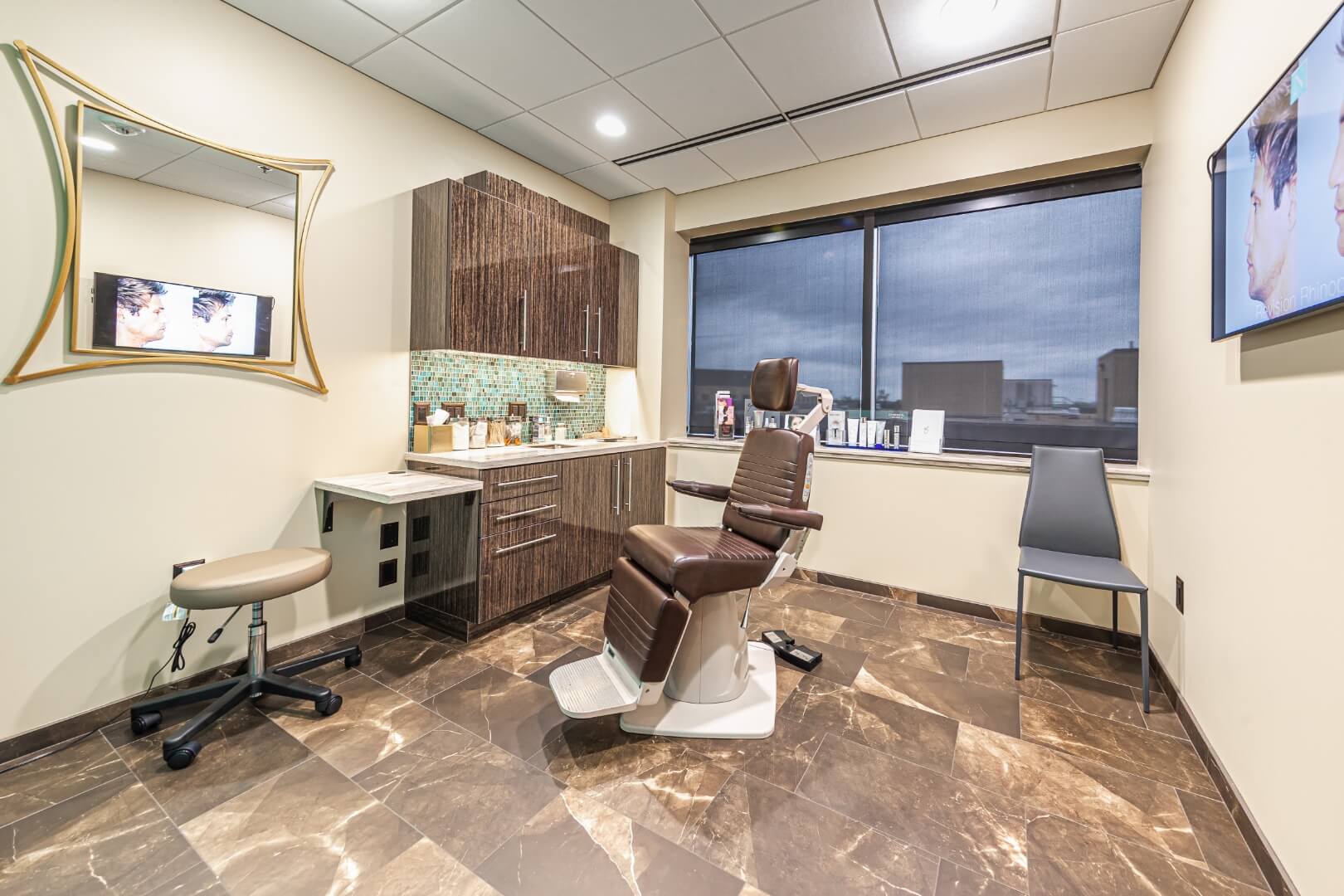 Naderi Center for Plastic Surgery & Dermatology | Liberty Construction